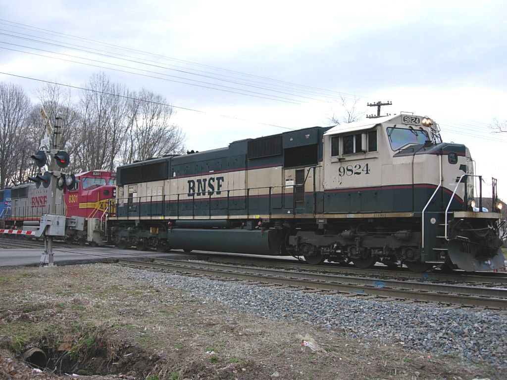 BNSF 9824
